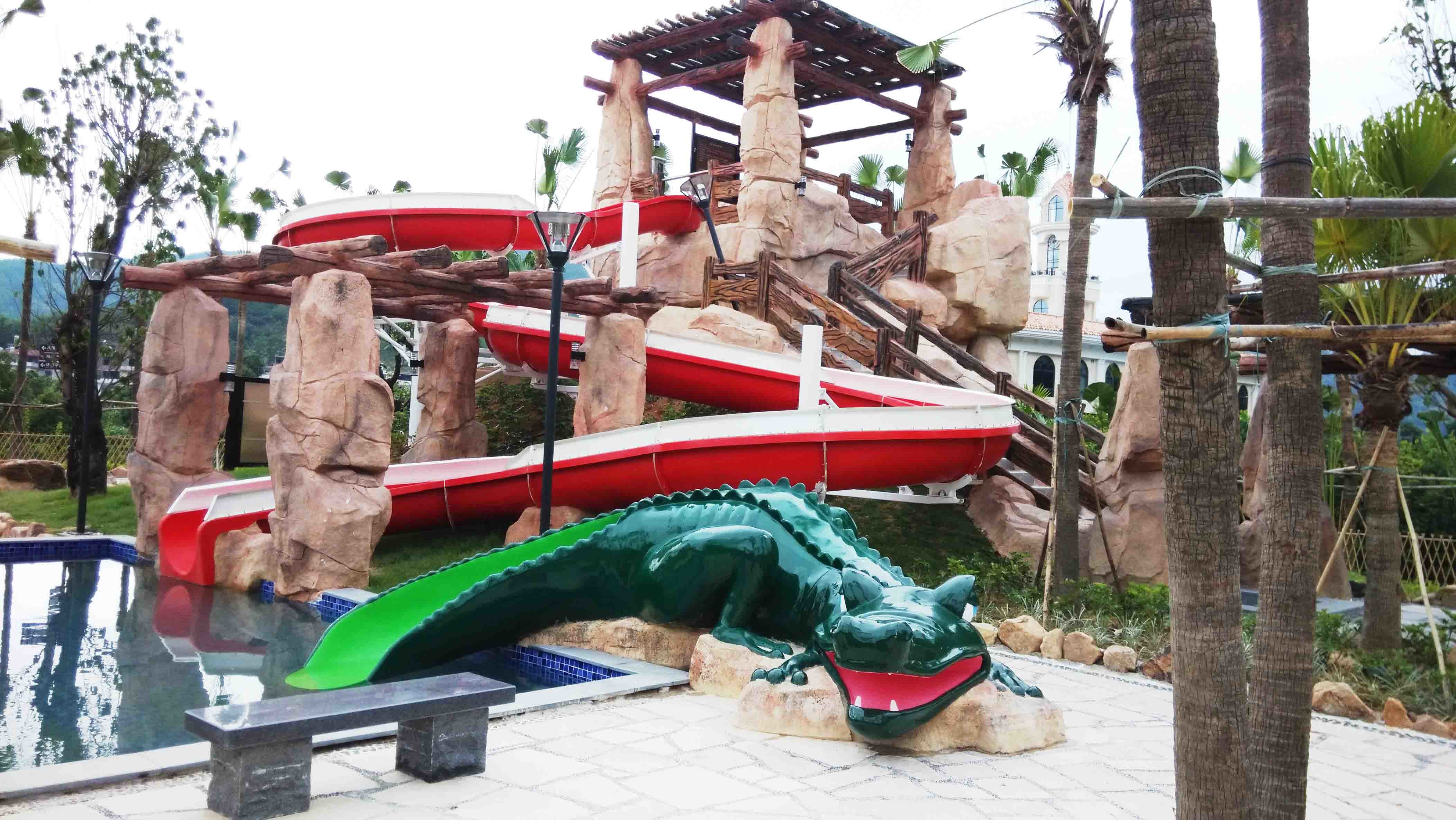 White Color Aqua Park Slide , Family Play Indoor Fiberglass Water ...