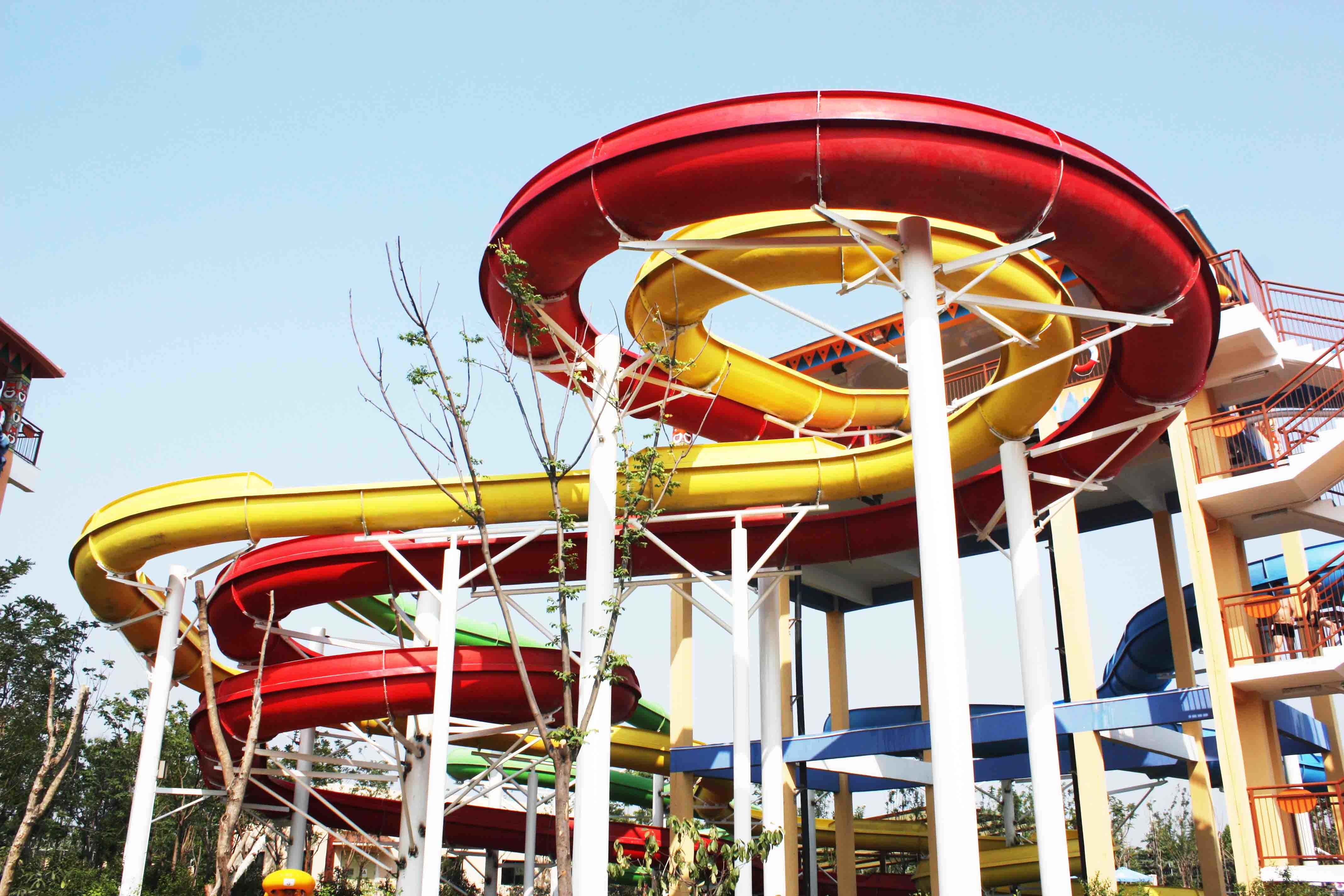 Colorful Aqua Park Equipment , Custom FPR Water Park Large Water Slides ...