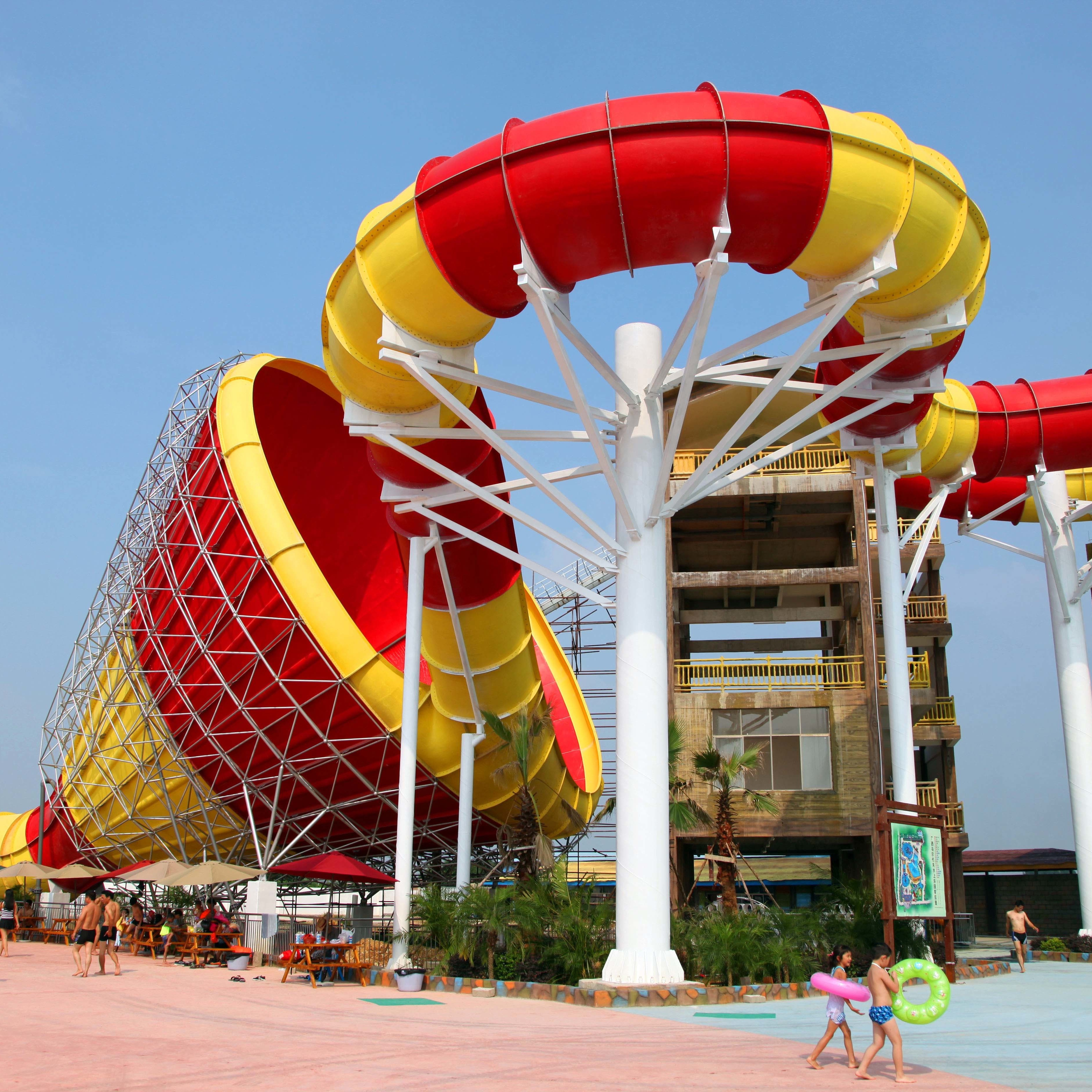 Super Tornado Fiberglass Water Slides 14.6m Platform Height for Themed ...