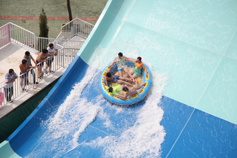 Colorful Above Ground Fiberglass Water Slides , Fiberglass Pool Slide ...